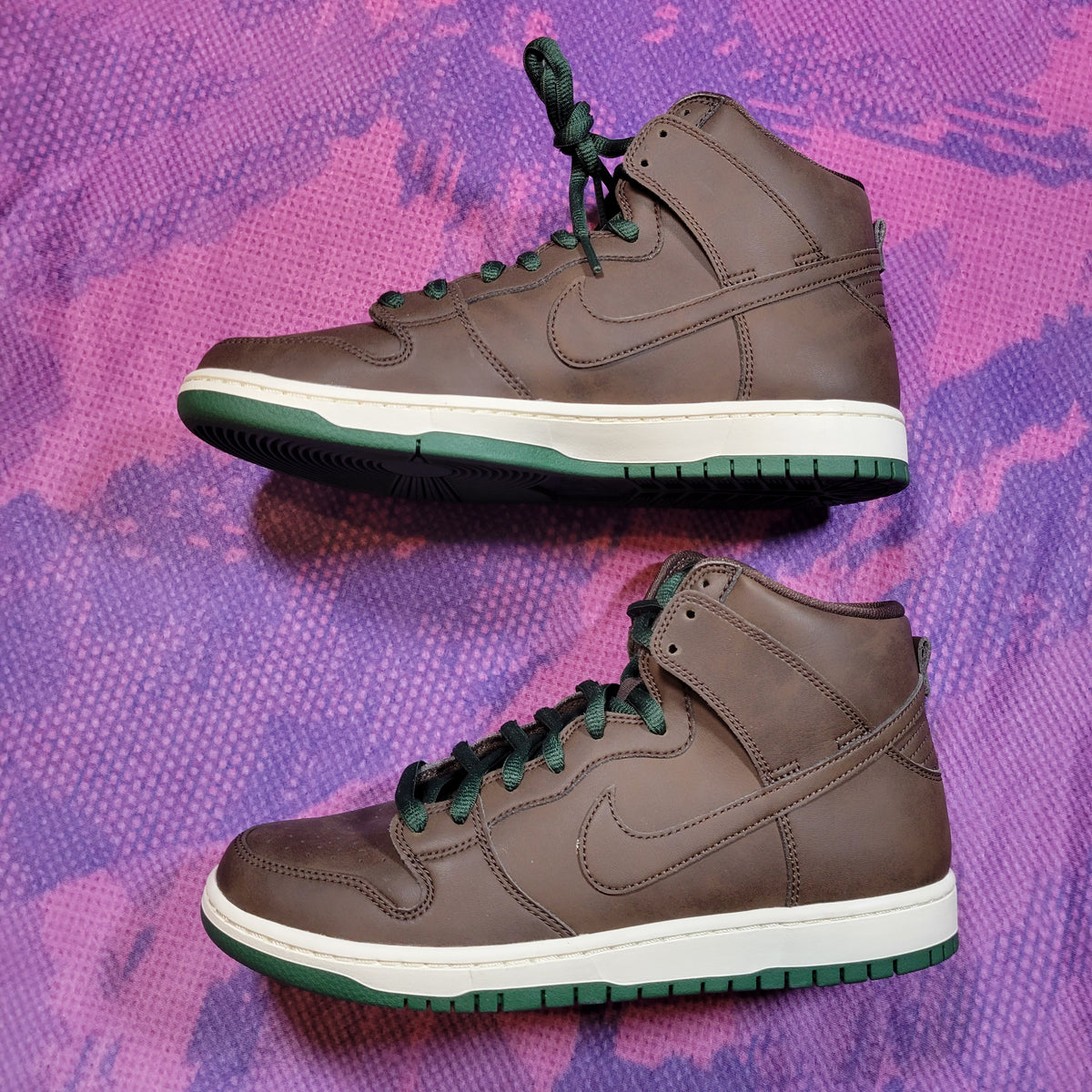Nike Dunk Retro Hi Shoes (9.0US) – Bell Lap Track and Field