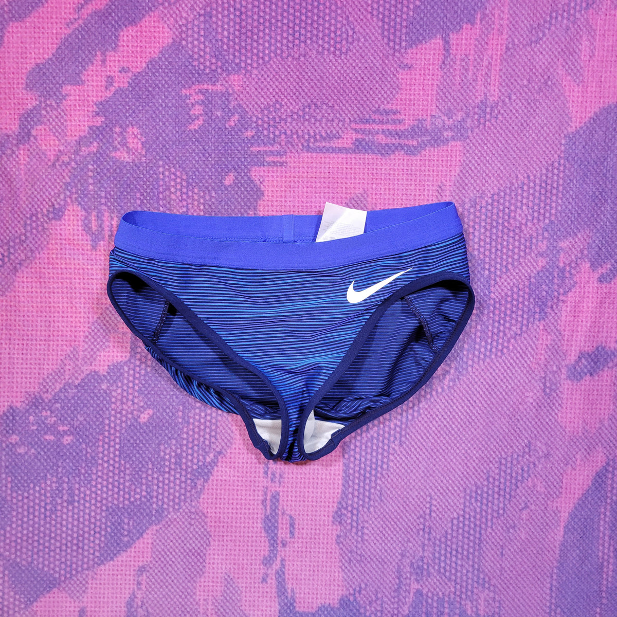 2022 Nike UAC Pro Elite Buns (S) - Womens – Bell Lap Track and Field