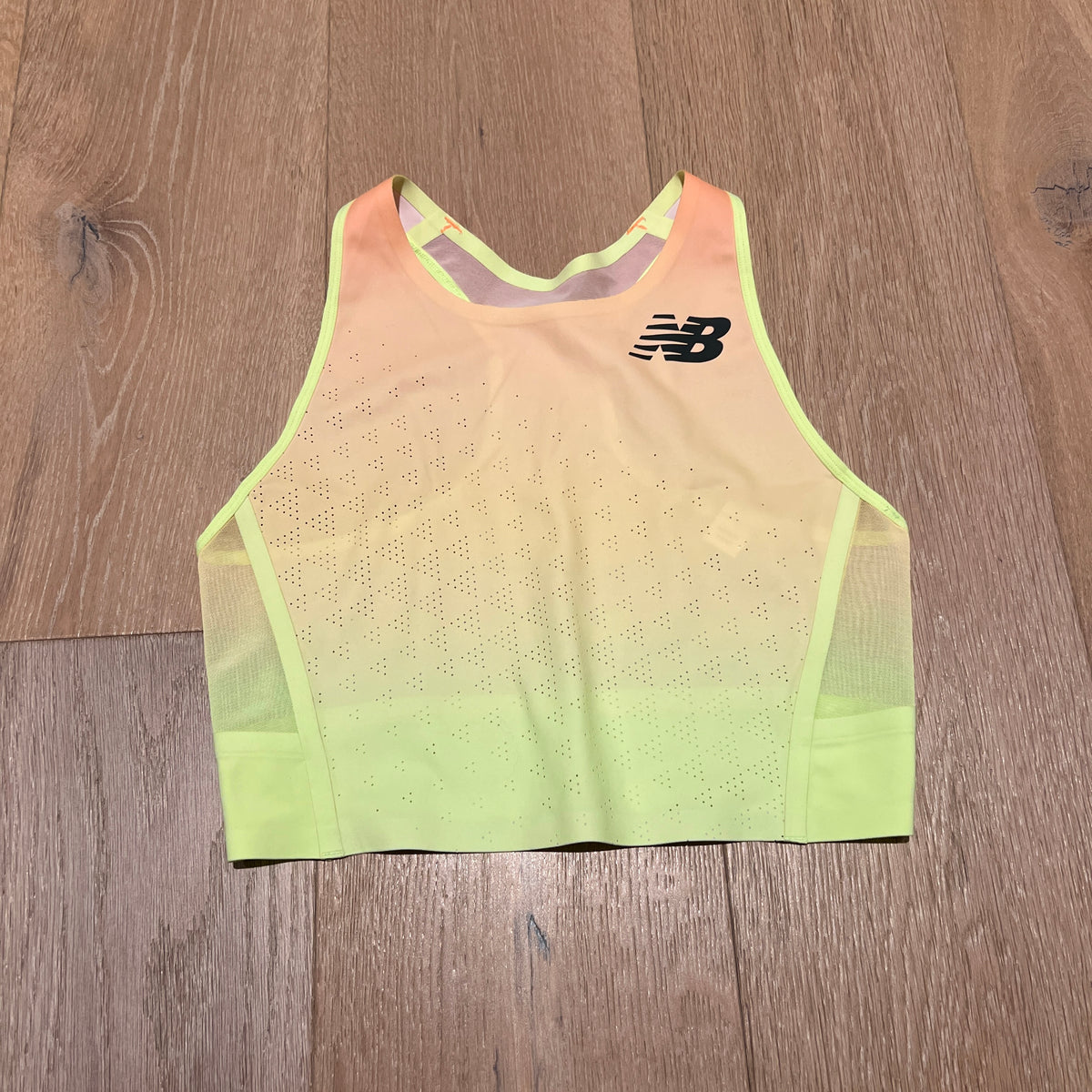 New Balance Pro Elite Crop Singlet (S - Womens) – Bell Lap Track and Field